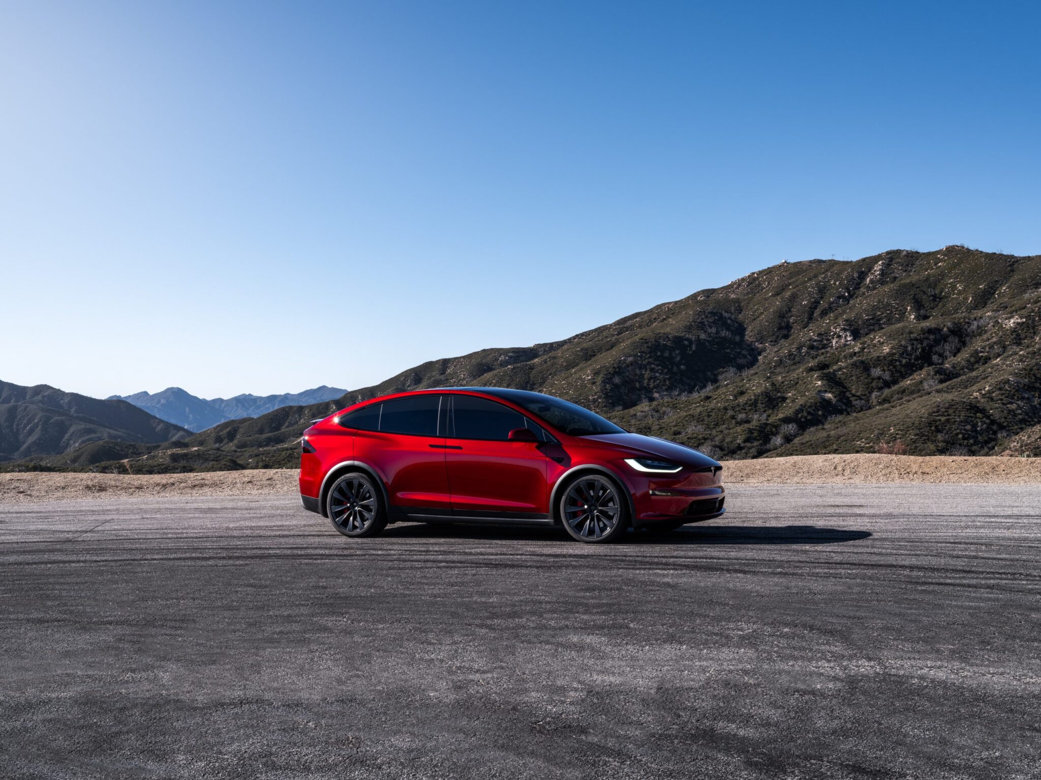 Tesla Model X Review - EV Universe